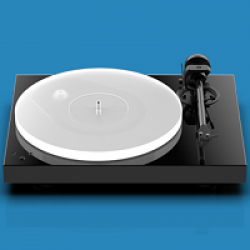 Sweepstakes | Pro-Ject X1B Turntable Giveaway